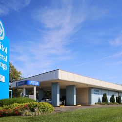 Capitol Federal Savings Bank - Banks & Credit Unions - 2100 SW Fairlawn ...