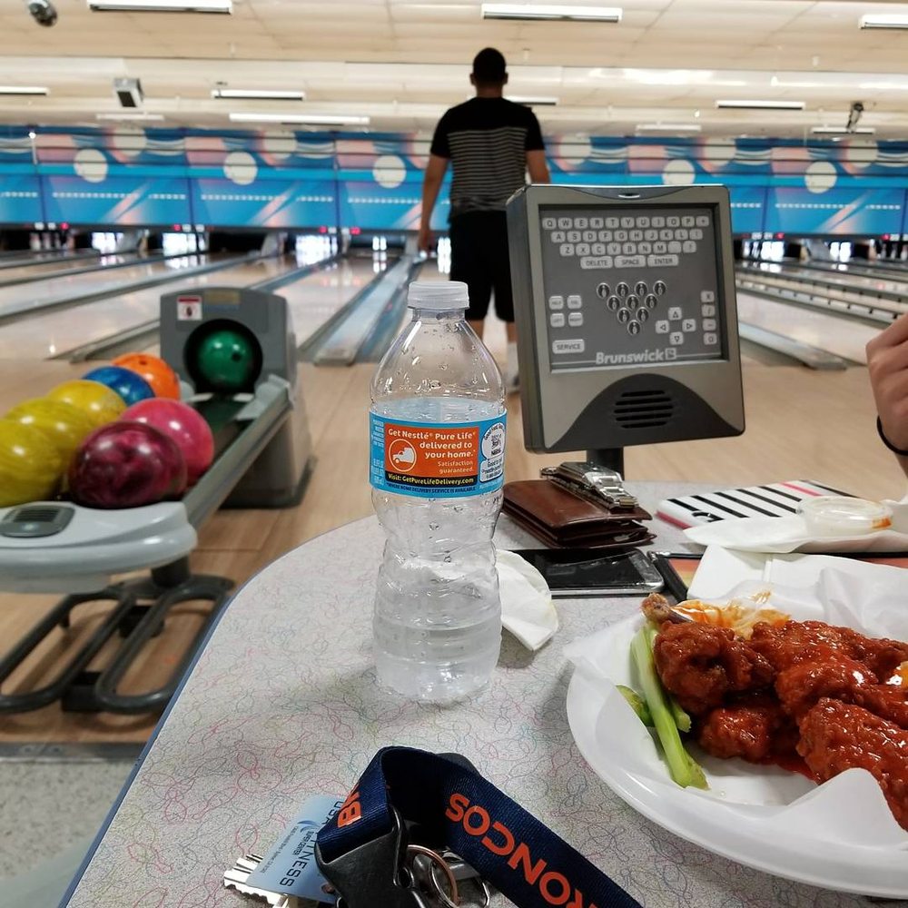Matador Bowl - 165 Photos & 252 Reviews - Bowling - 9118 Balboa Blvd ...