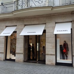 Chanel - 42 Photos & 15 Reviews - Women's Clothing - Passeig de Gràcia ...