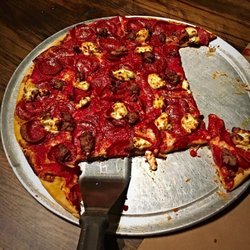 Fixture Pizza Pub - 80 Photos & 95 Reviews - Pizza - 623 S 2nd St ...