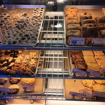 DeEtta’s Bakery - 111 Photos & 146 Reviews - Bakeries - 428 W Fifth Ave ...