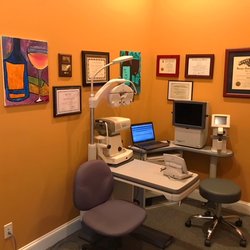 Decatur Eye Care - 28 Photos & 25 Reviews - Optometrists - 321 W Hill ...