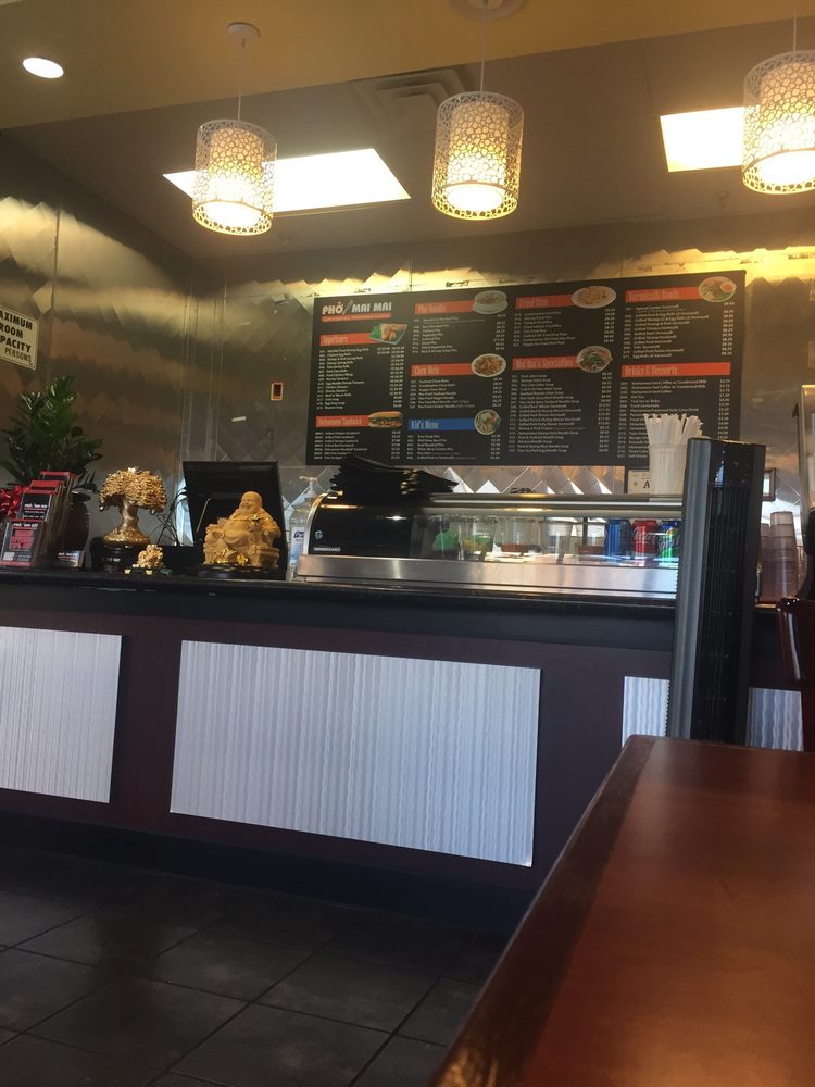 Pho Mai Mai Restaurant - 33 Photos - Vietnamese - 2520 E Craig Rd ...