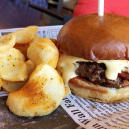 Royale with Cheese - 593 Photos & 446 Reviews - Burgers - 4163 Cass Ave ...