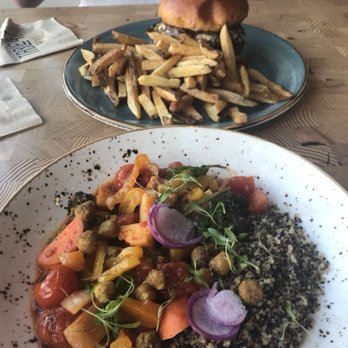 Table 47 - 52 Photos & 37 Reviews - Bars - 5268 Point Fosdick Dr NW ...