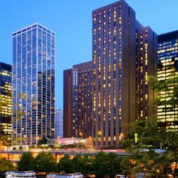 Hyatt Regency Chicago - 557 Photos & 647 Reviews - Hotels - 151 E ...