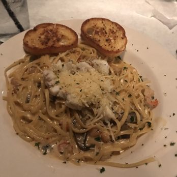 Half Shell Oyster House - 259 Photos & 173 Reviews - Seafood - 3654 ...