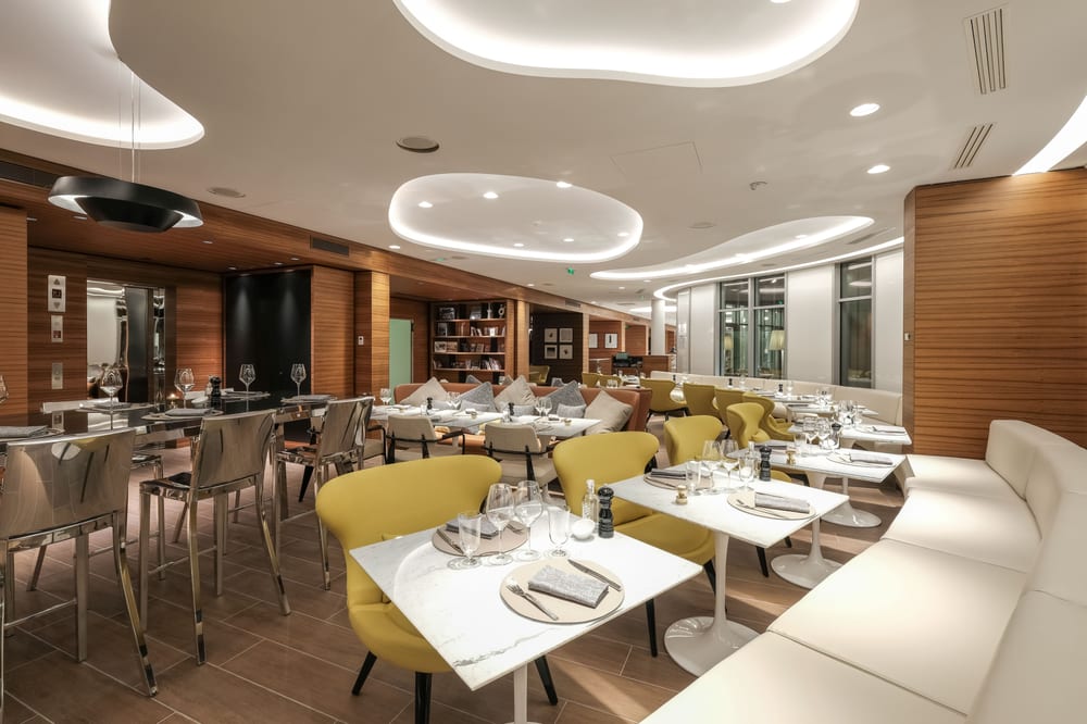 Renaissance Paris Republique Hotel - 80 Photos & 28 Reviews - Hotels ...