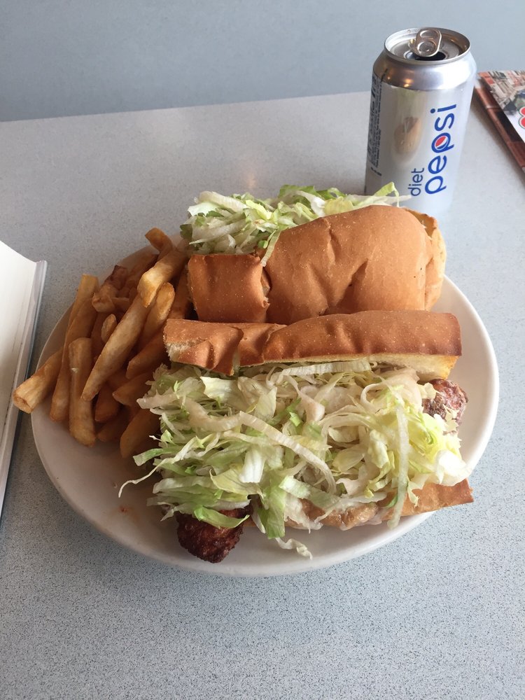 Enzo Restaurant & Pizza - 31 Reviews - Pizza - 237 W Commodore Blvd ...