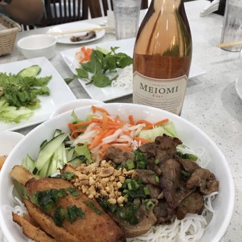 Pho Que Huong - 396 Photos & 74 Reviews - Vietnamese - 1160 Maunakea St ...