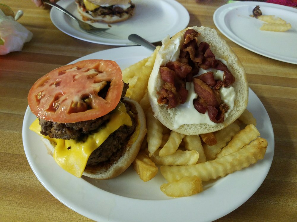Papa Tom’s Drive In Restaurant - 17 Reviews - American (Traditional ...