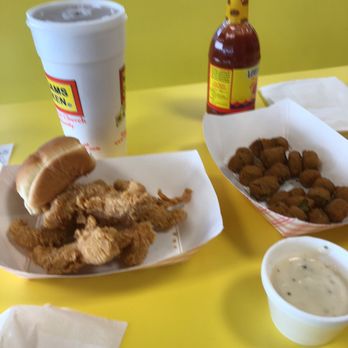 Williams Chicken - Chicken Wings - 1206 E Ledbetter Dr, South Dallas ...