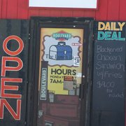 The Lunch Box - 64 Photos & 101 Reviews - Burgers - 1701 W 9th St ...
