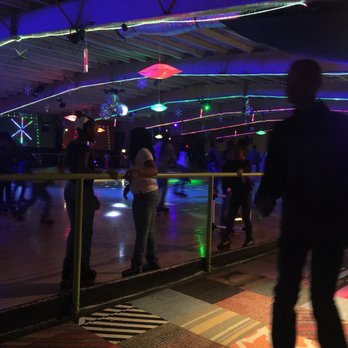 Roller Dome - 10 Photos & 16 Reviews - Skating Rinks - 4902 ...