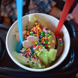 Best Frozen Yogurt Near Me - July 2018: Find Nearby Frozen Yogurt ...