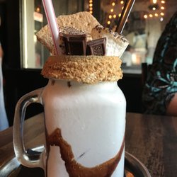 Crusade Burger Bar - 556 Photos & 475 Reviews - Burgers - 209 South ...