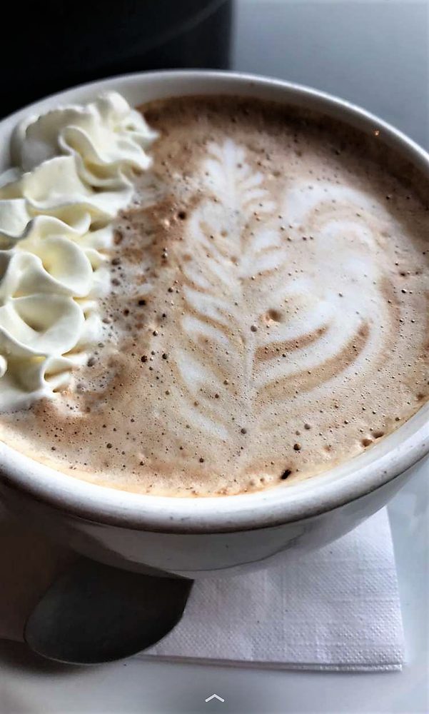 Picasso’s Coffee House - 132 Photos & 181 Reviews - Cafes - 101 N Main ...