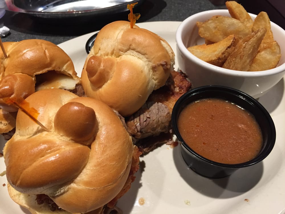 Chompie’s - 295 Photos & 255 Reviews - Delis - 7700 W Arrowhead Towne ...