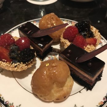 The St. Regis Houston - 240 Photos & 134 Reviews - Hotels - 1919 Briar ...