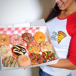 Glaze’n Daze Donuts - 72 Photos & 41 Reviews - Donuts - 39 Greenville Ave, Johnston, RI ...