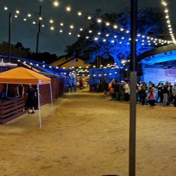 Scoot Inn - 122 Photos & 161 Reviews - Music Venues - 1308 E 4th St ...