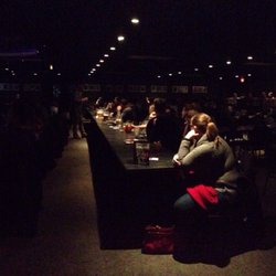 Yuk Yuk’s Comedy Club - 21 Reviews - Comedy Clubs - 218 18th Avenue SE ...