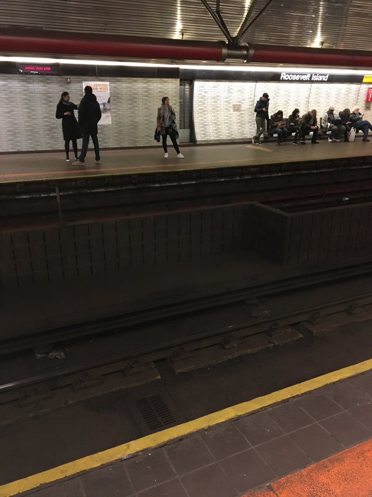 MTA - Roosevelt Island Subway Station - Metro Stations - Main St Rd 5 ...