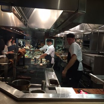 Houston’s Restaurant - 222 Photos & 282 Reviews - American (New) - 1900 ...