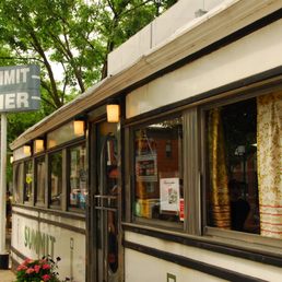Summit Diner - 116 Photos & 127 Reviews - Diners - 1 Union Pl, Summit ...