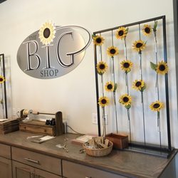 The BiG Cafe - 80 Photos & 42 Reviews - Cafes - 905 N Church St ...