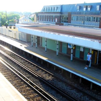 Polegate Station - Train Stations - High Street, Polegate, East Sussex ...