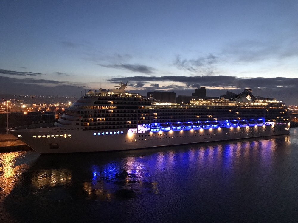 Terminal Croisière - Cruise Terminal - 15 Photos - Public ...