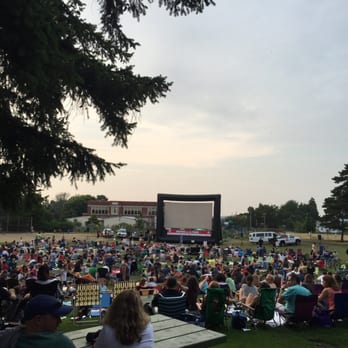 Woodlawn Park - 14 Photos - Parks - 1N1E14BD -11700, Woodlawn, Portland ...