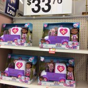 Walmart Supercenter - 28 Photos & 11 Reviews - Department Stores - 6087 ...