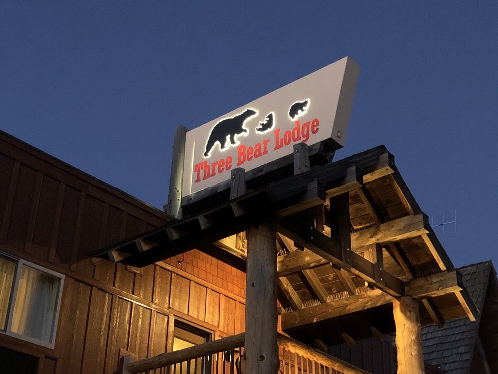 Three Bear Lodge - 16 Photos & 49 Reviews - Hotels - 217 Yellowstone ...