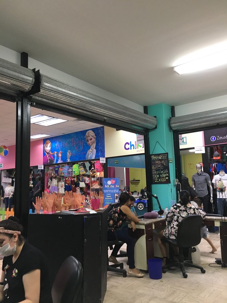 Plaza de la Mujer - Shopping Centers - Calle Benito Juárez 2da 7971 ...