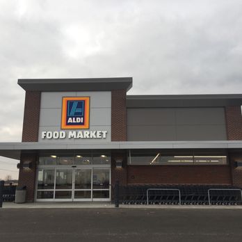 Aldi - 38 Photos - Grocery - 8780 N Ambassador Dr, Kansas City, MO ...