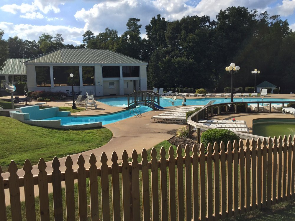 Woodlake Aquatic & Fitness Center - Swimming Pools - 14700 Village ...