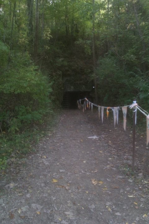 Lewisburg Haunted Cave - 16 Reviews - Amusement Parks - 4392 Swisher ...