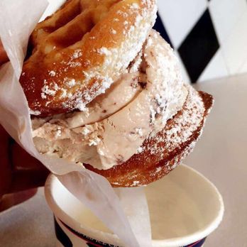 MooTime Creamery - 443 Photos & 482 Reviews - Ice Cream & Frozen Yogurt ...