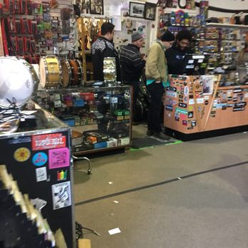 Atomic Music - 78 Photos & 70 Reviews - Musical Instruments & Teachers ...