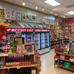 Top 10 Best Candy Stores near Galleria/Uptown, Houston, TX - Last ...