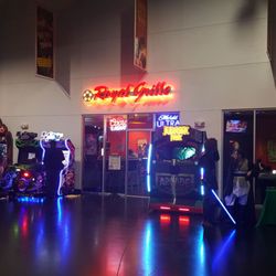 Royal Cinemas - 23 Photos & 36 Reviews - Cinema - 5 Towne Center Ct ...