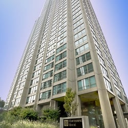Hawthorne House - 25 Reviews - Apartments - 3450 N Lake Shore Dr ...