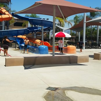 Splash Zone - 49 Photos & 41 Reviews - Water Parks - 3233 Kelburn Ave ...