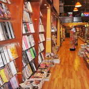 Magazine Cafe - 13 Photos & 20 Reviews - Newspapers & Magazines - 15 W ...
