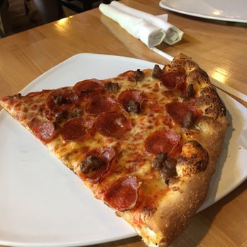 Brozinni Pizzeria - 66 Photos & 66 Reviews - Pizza - 140 W Main St ...