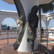 Selena Memorial Statue - 62 Photos & 15 Reviews - Landmarks ...