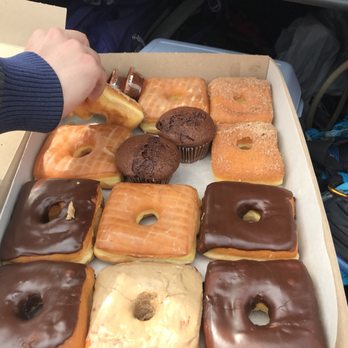 Missing Hole Donut Shop - 2019 All You Need to Know BEFORE You Go (with ...