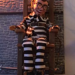 Freakybuttrue Peculiarium - 252 Photos & 94 Reviews - Arts & Crafts ...